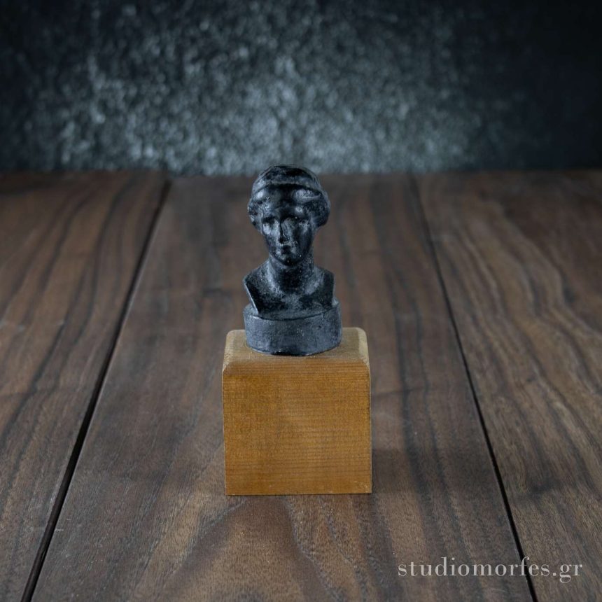 Female Body Statue, 12x11x36cm - Studio Morfes