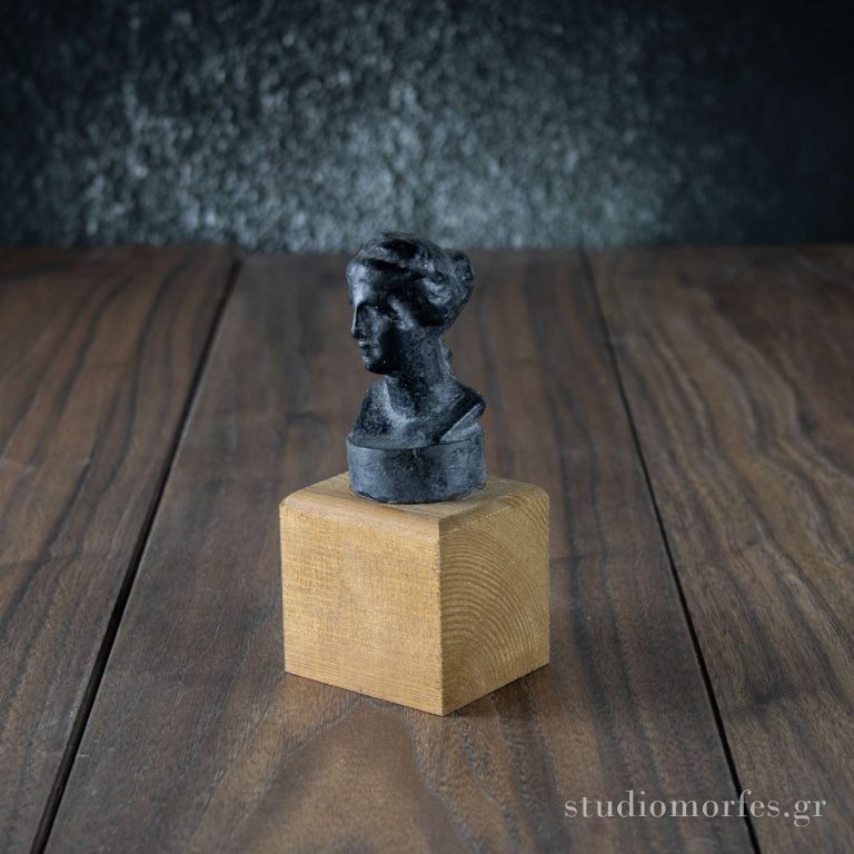 Female Body Statue, 12x11x36cm - Studio Morfes