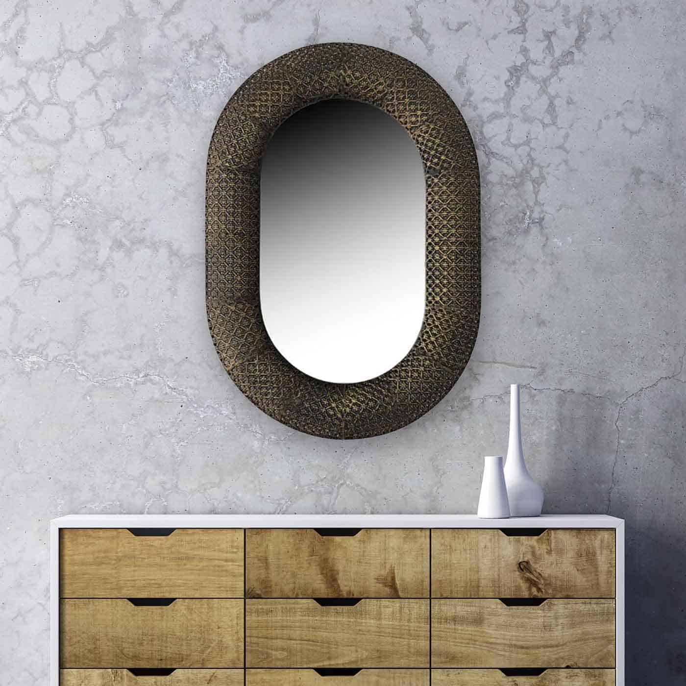 Oval bronze metallic mirror (48x68x4cm) - Studio Morfes